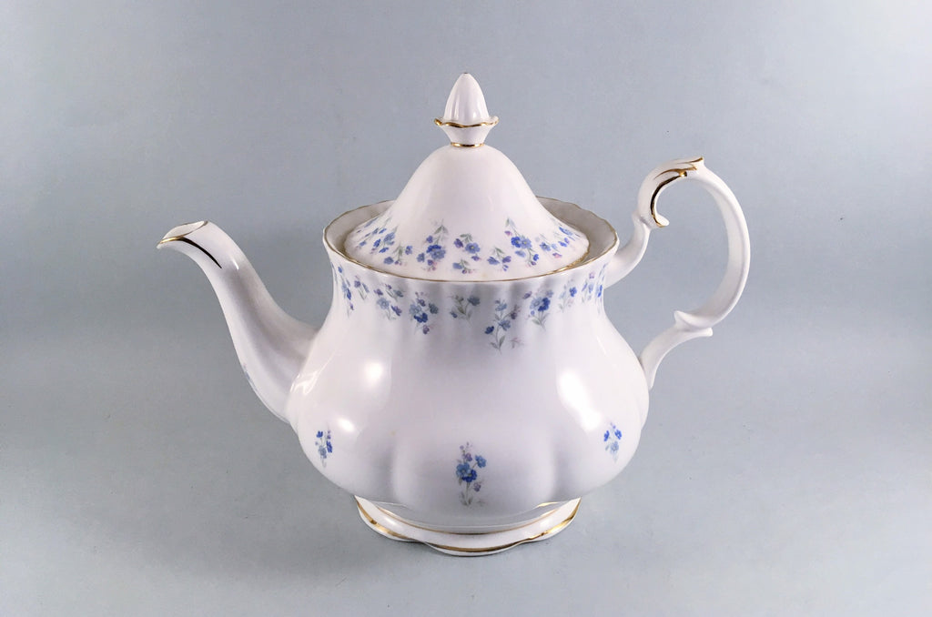 Royal Albert - Memory Lane - Teapot - 2 1/2pt – The China Village