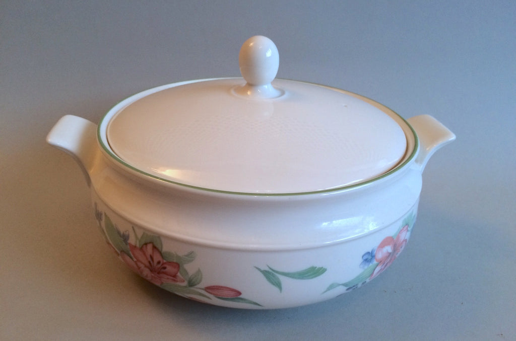 Royal Doulton - Carmel - Vegetable Tureen - Lidded – The China Village